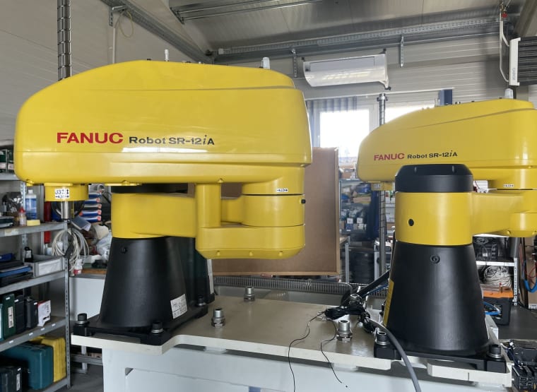 2szt. Robot FANUC SR-12iA: kup używaną 2szt. Robot FANUC SR-12iA: kup używaną