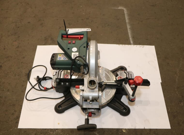 METABO KS 216 M LASERCUT Crosscut saw: de ocasión