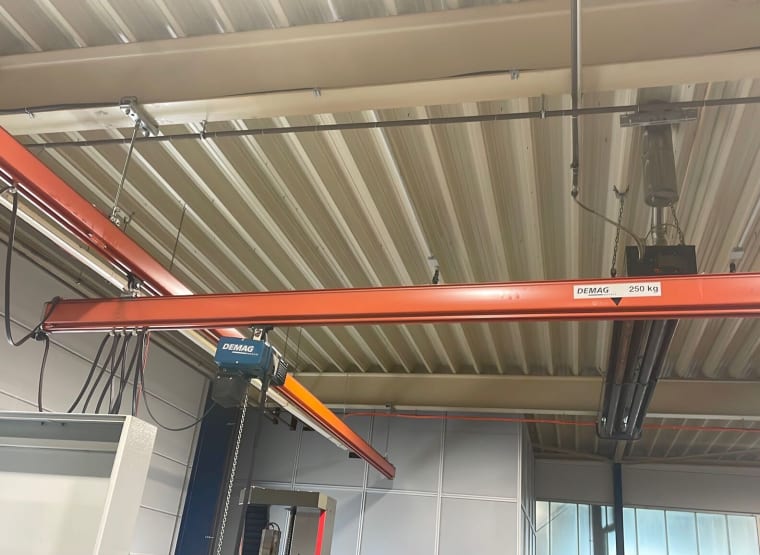 DEMAG crane rail: compra usato