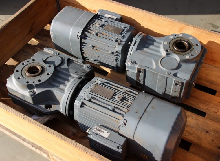 Sew Eurodrive Ka77 Dre112m4be5hr And8 Posten 2x Getriebemotor