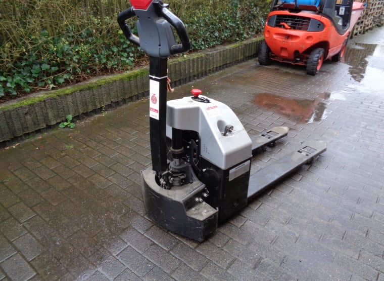 Chariot élévateur et transpalette SILVERSTONE SWE EPT20-15 ETL