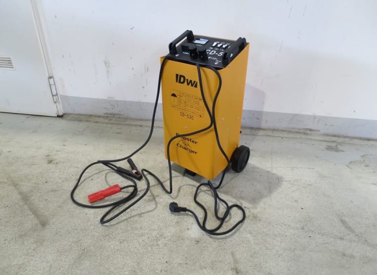DW CD-530 Battery charger: buy used