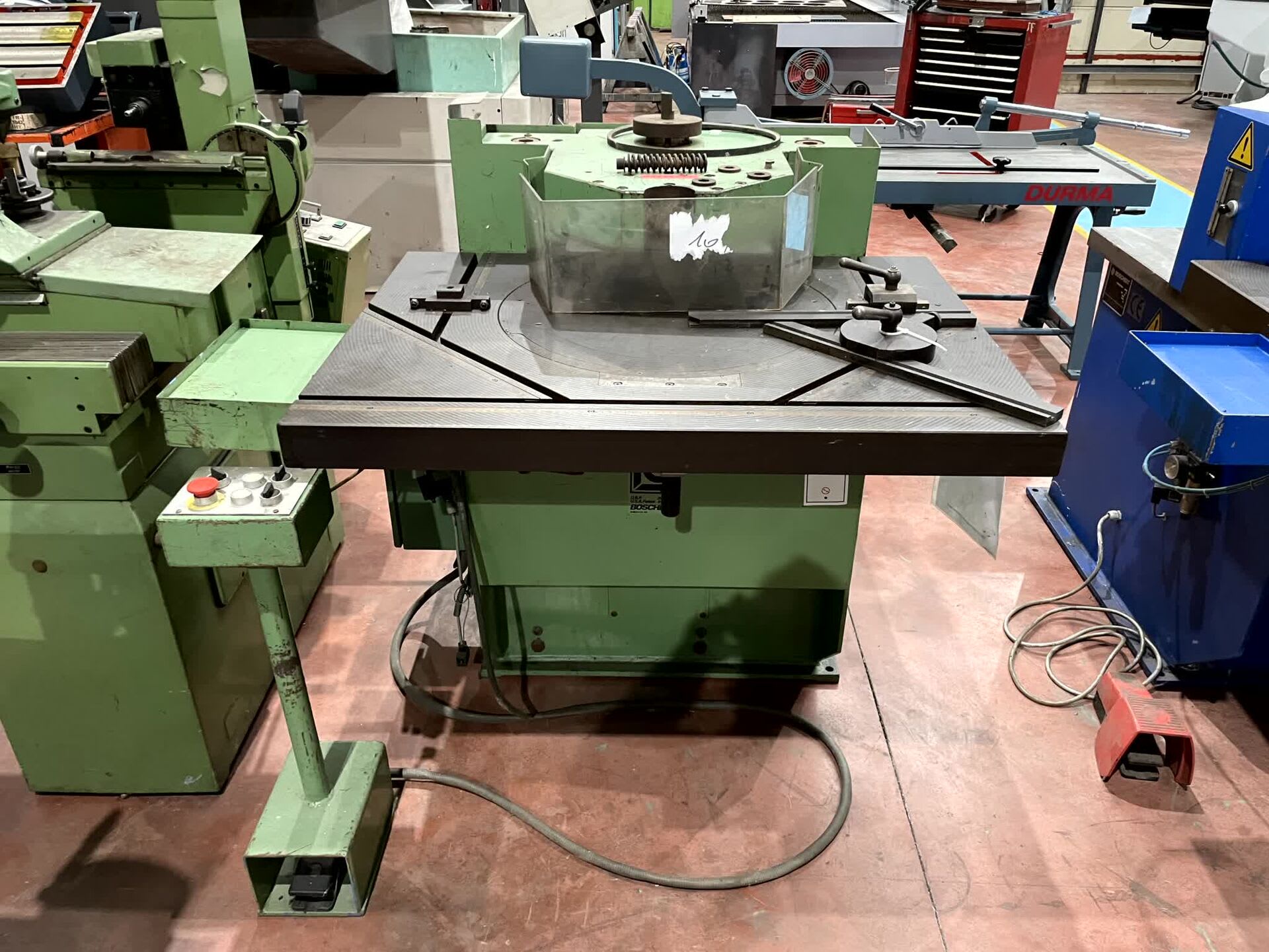 Машина за направа на жлебове Boschert K 30 120