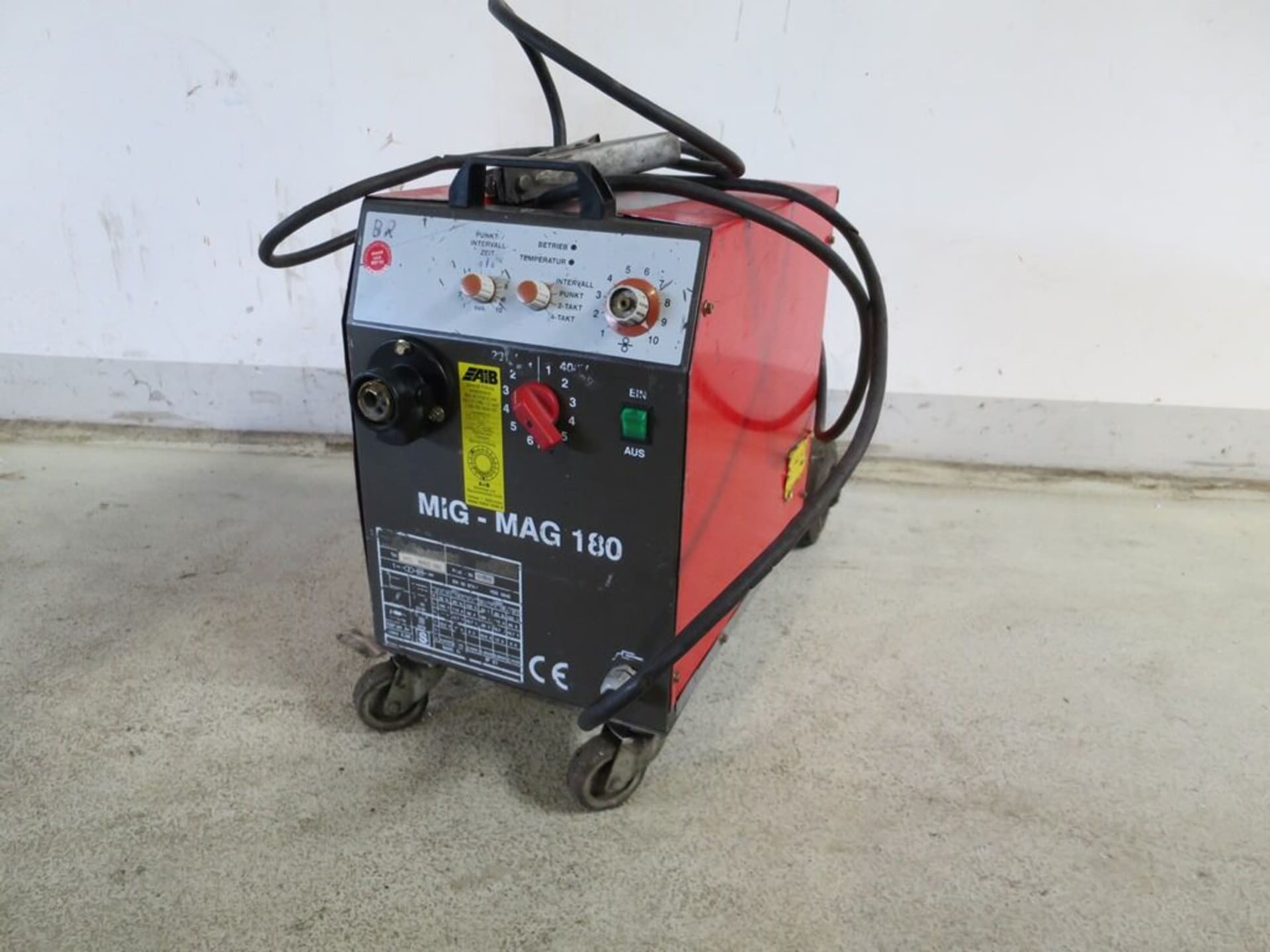 MIG - MAG 180 Inert gas welding system: buy used