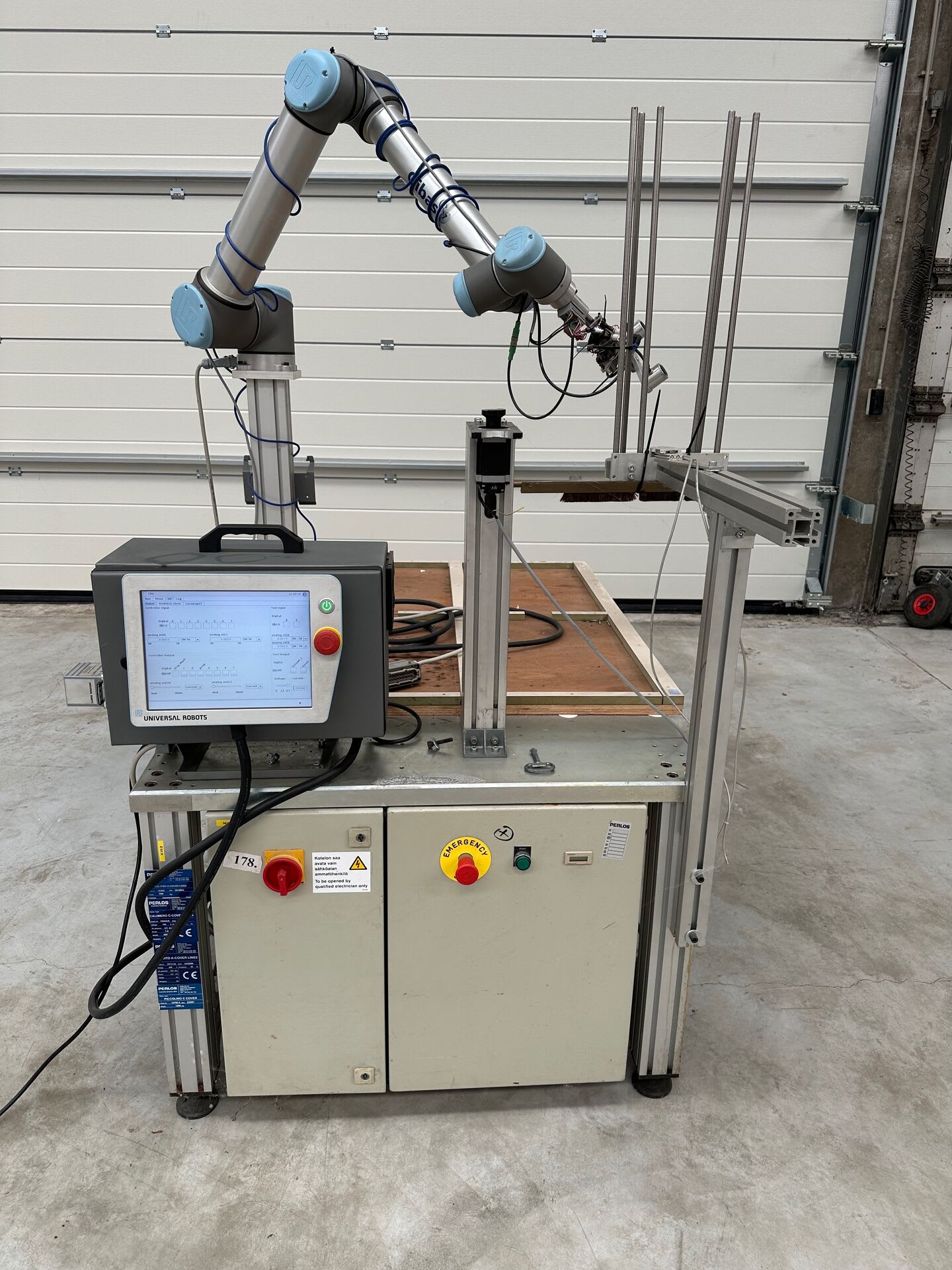 Robot UNIVERSAL ROBOTS Ur10: de ocasión