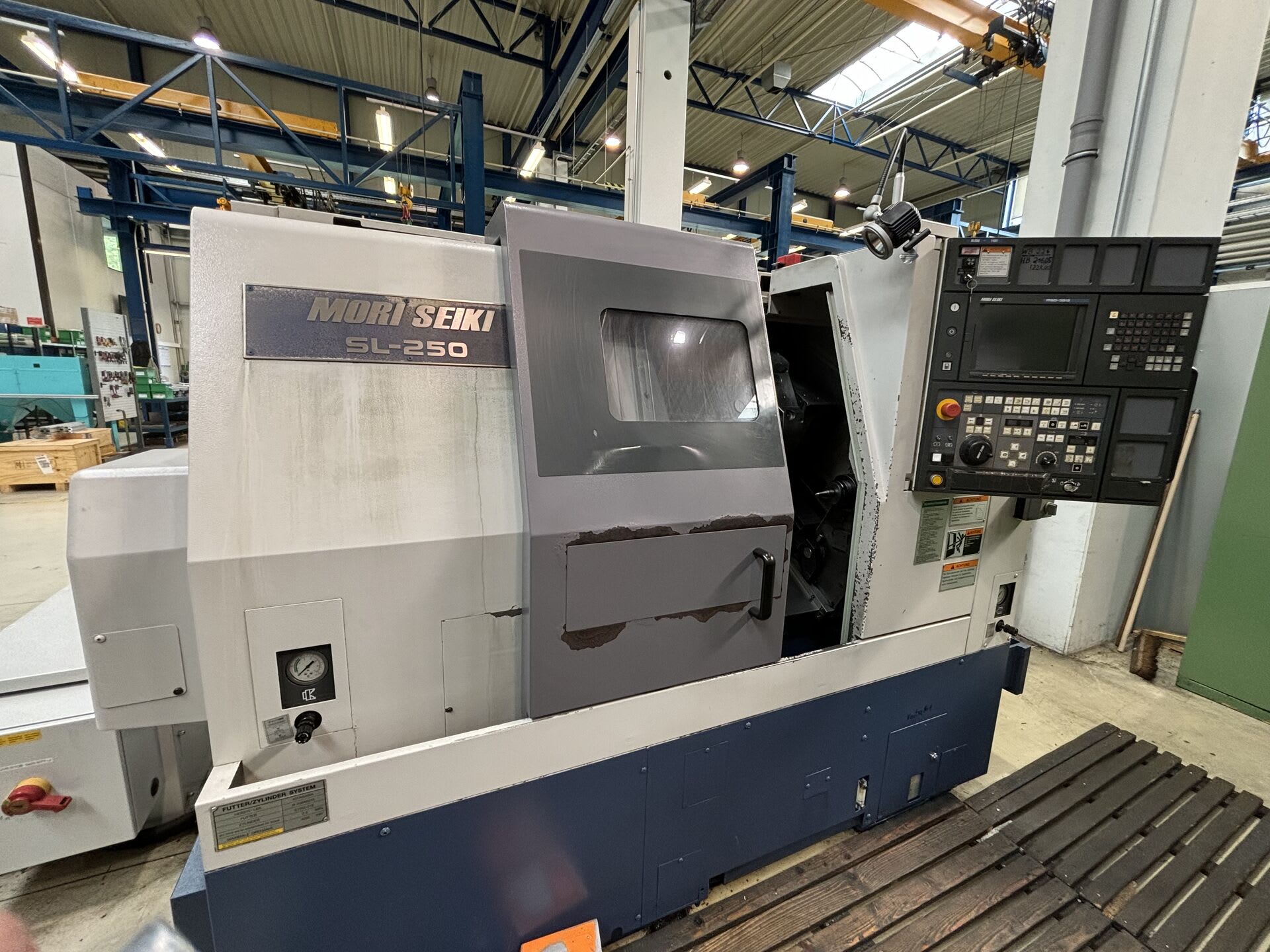 Torno CNC MORI SEIKI SL-250A/500: de ocasión