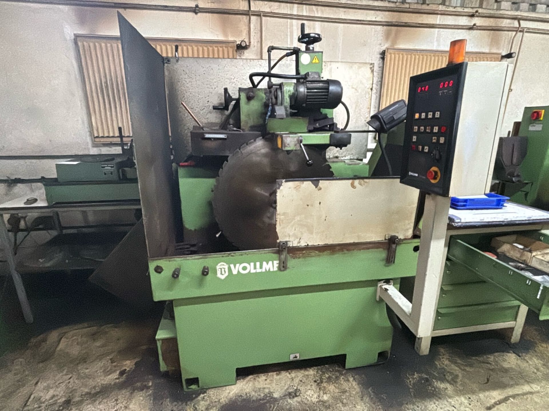 VOLLMER AS 810 automatic saw blade grinding machine: buy used