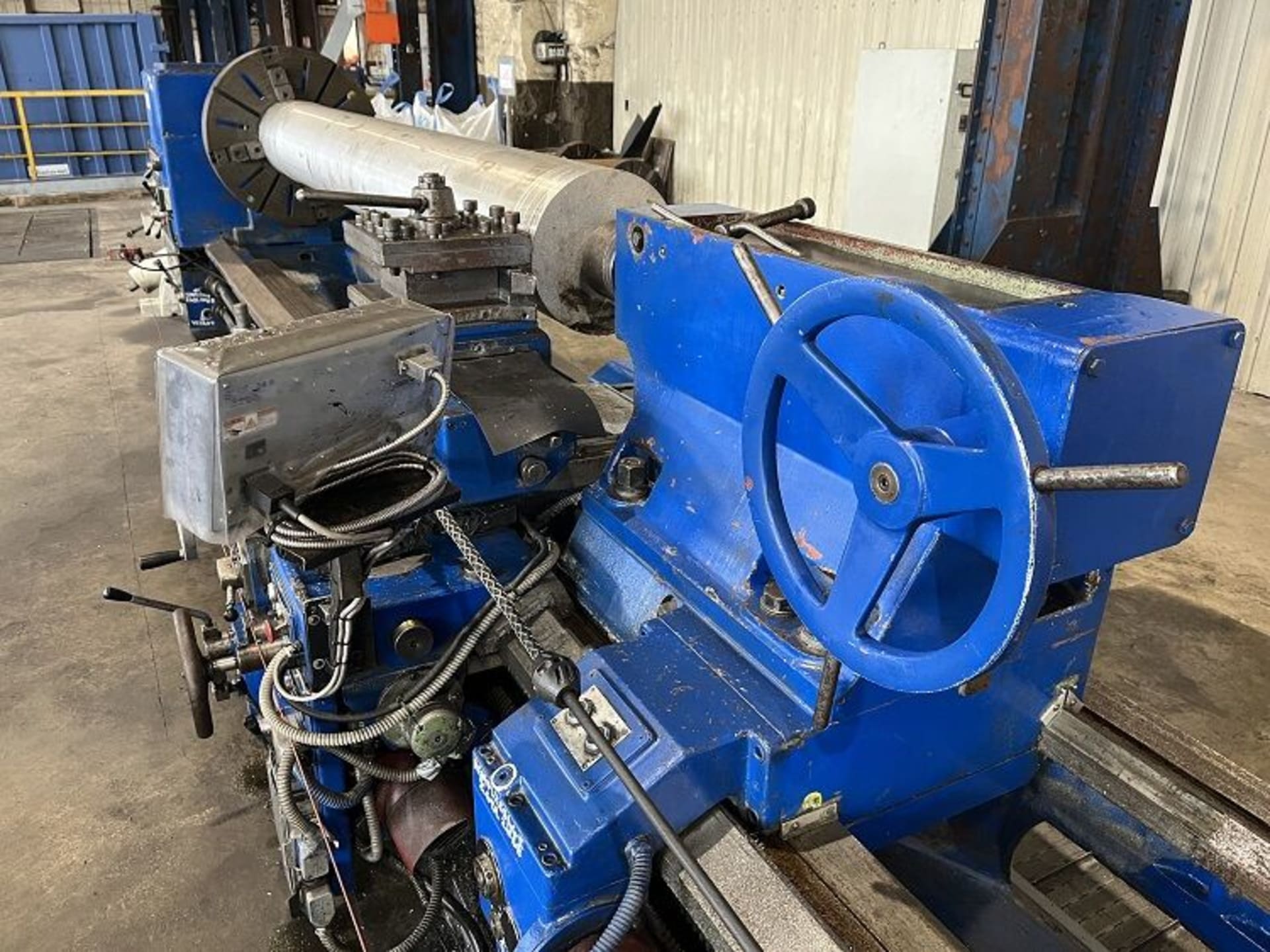 Torno paralelo TOS SU-100 em segunda mão