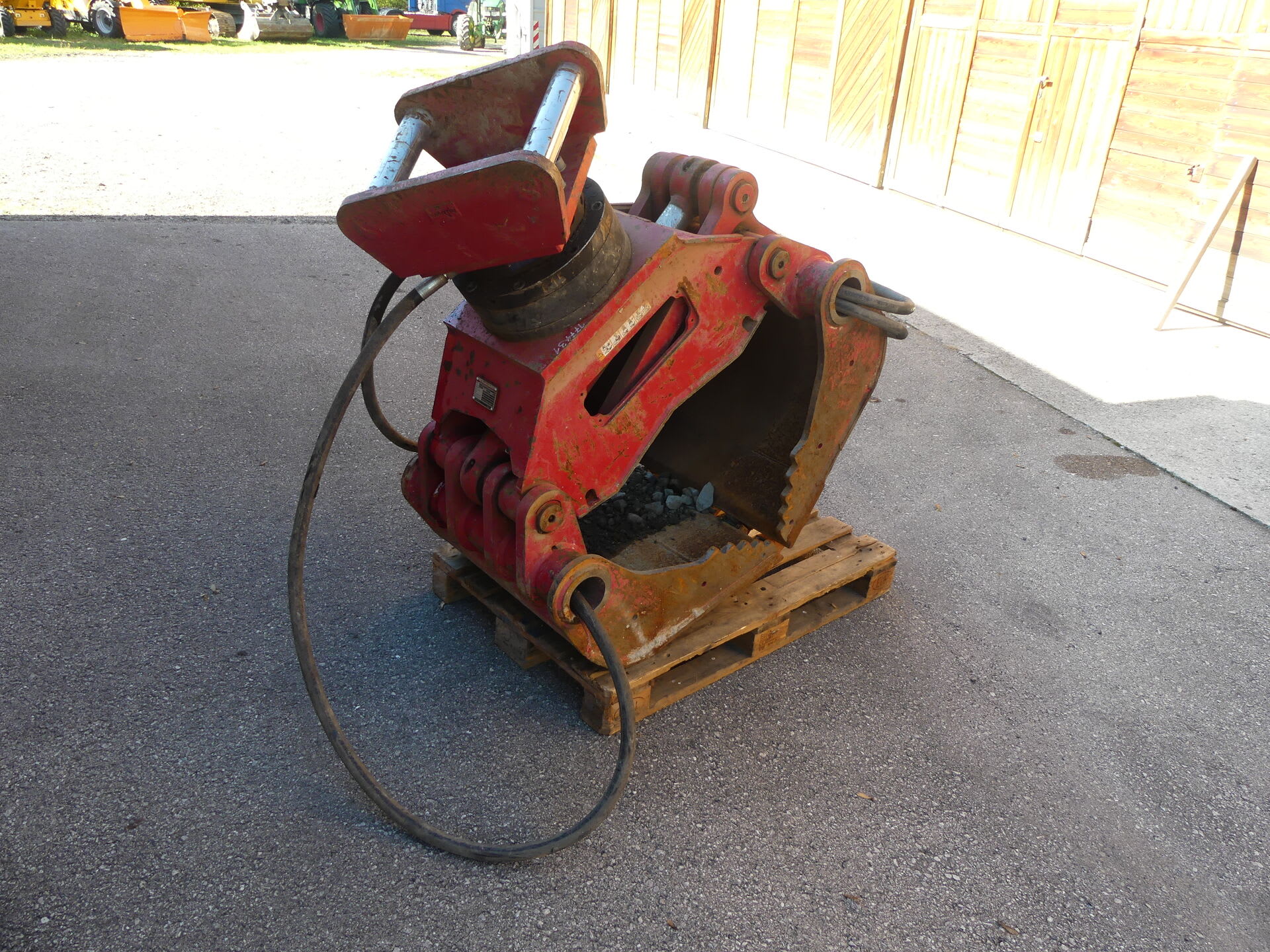 MARTIN UG II M15 0700 H18150 CAP M18 UG 15 Universal clamshell bucket