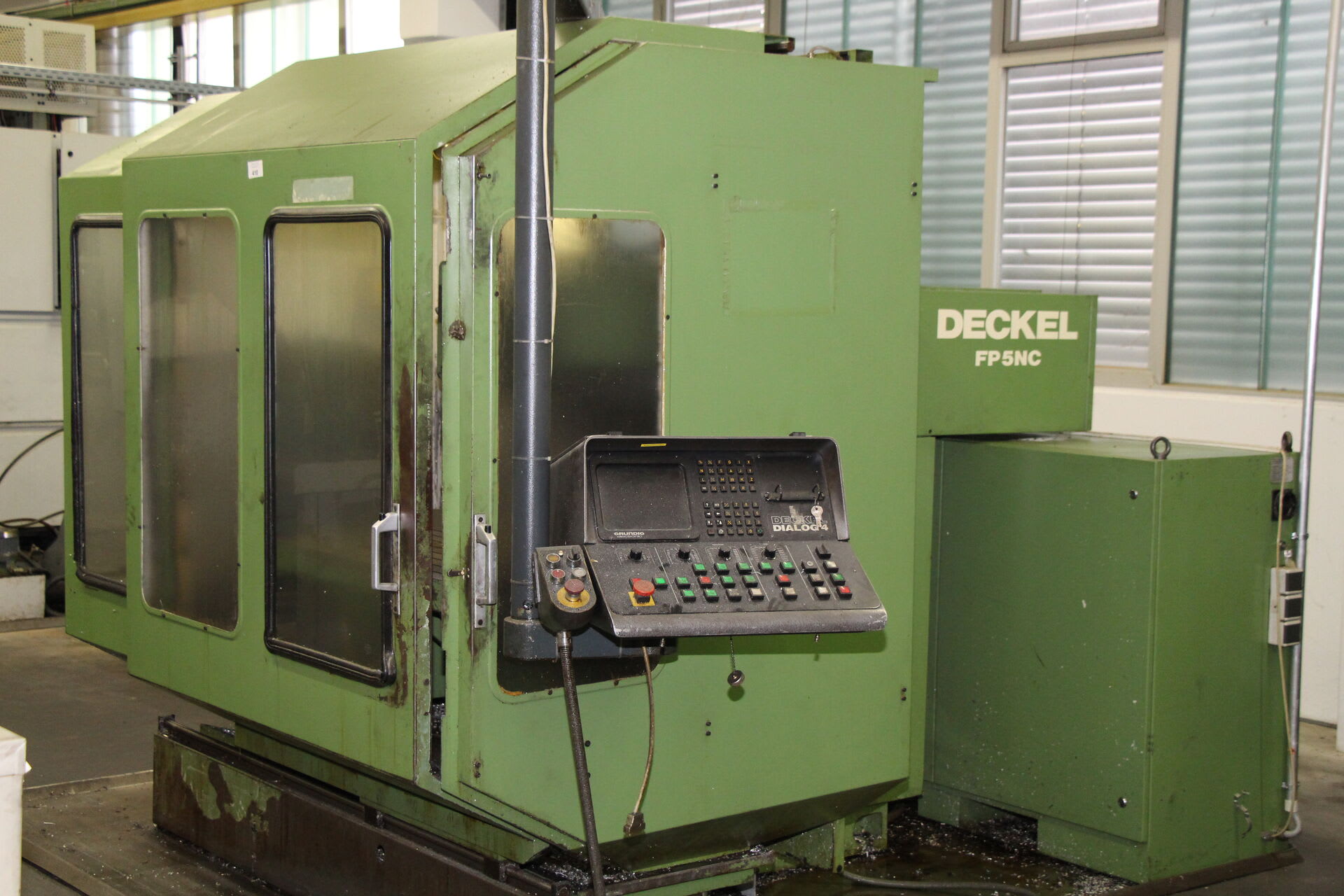 DECKEL FP 5 NC CNC milling machine: buy used
